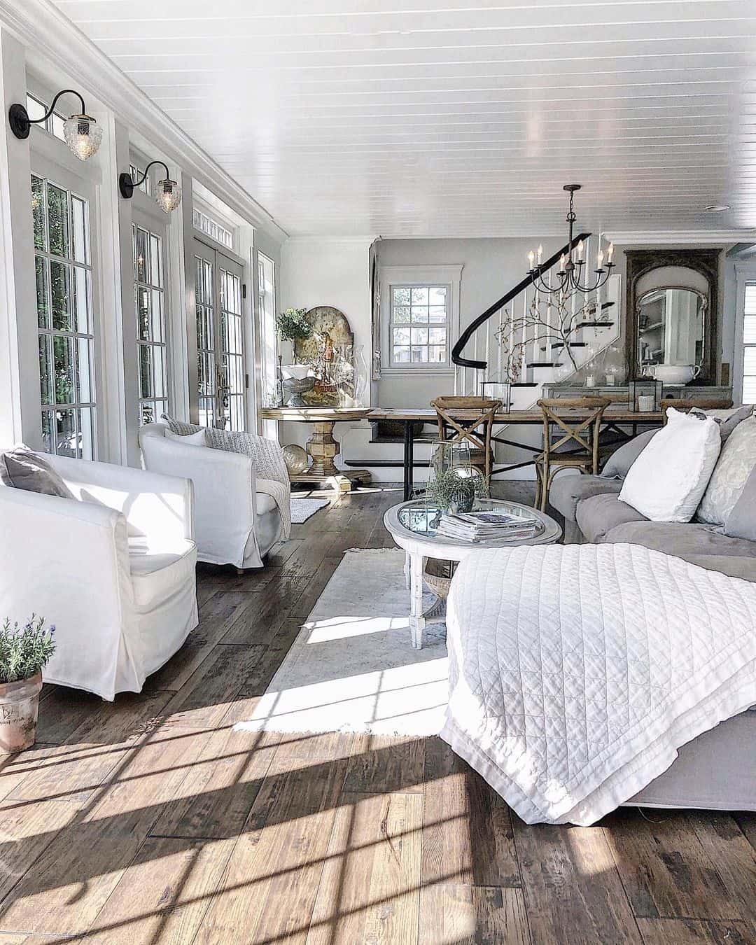 Open Concept Farmhouse Interiors Inspo - Soul & Lane