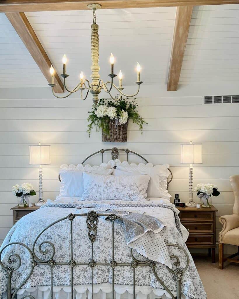 35 Bedroom Chandeliers to Create an Incredible Space