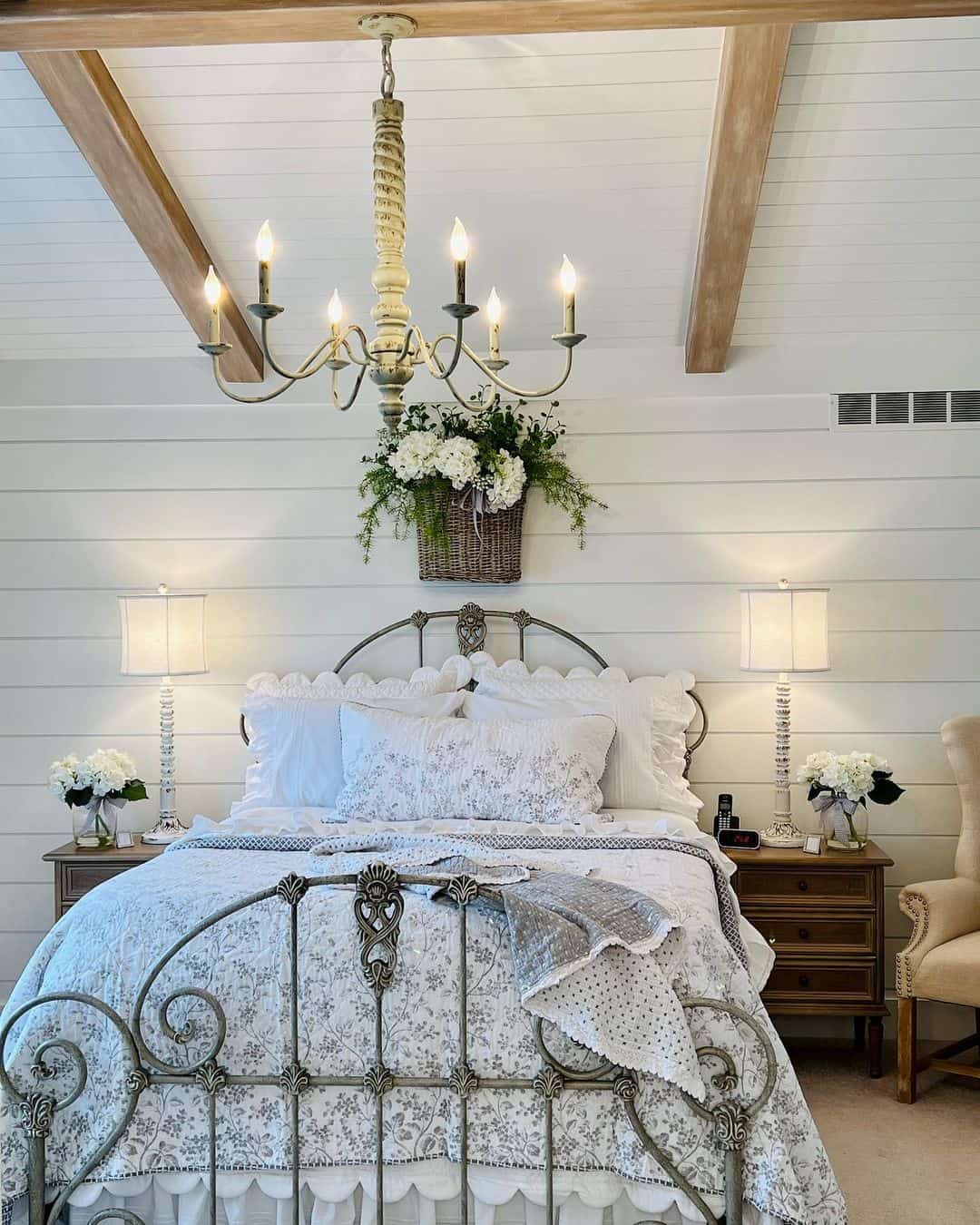 Summer Cottage Shiplap Bedroom - Soul & Lane