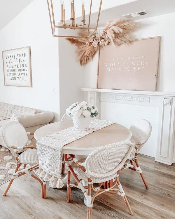 35 Farmhouse Table Runners to Put Your Tablescape on Fleek