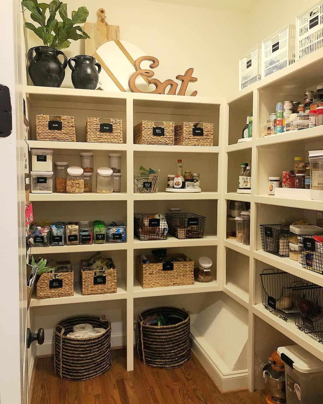 35 Farmhouse Pantry Ideas to Keep Your Kitchen Clutter-Free