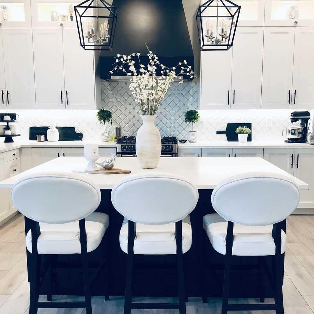White and Black Kitchen Accessories - Soul & Lane