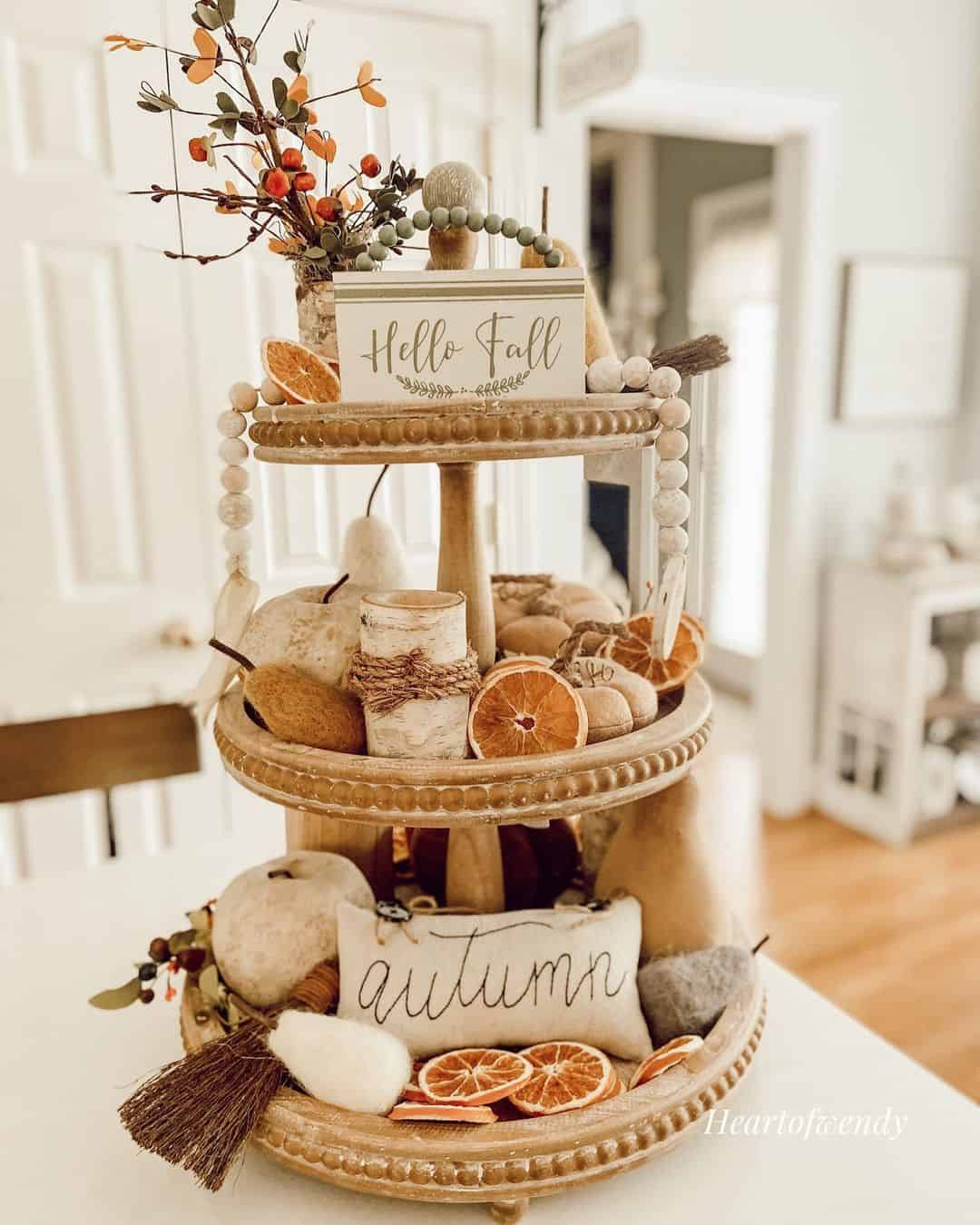30 Gorgeous Examples of Fall Tiered Tray Décor