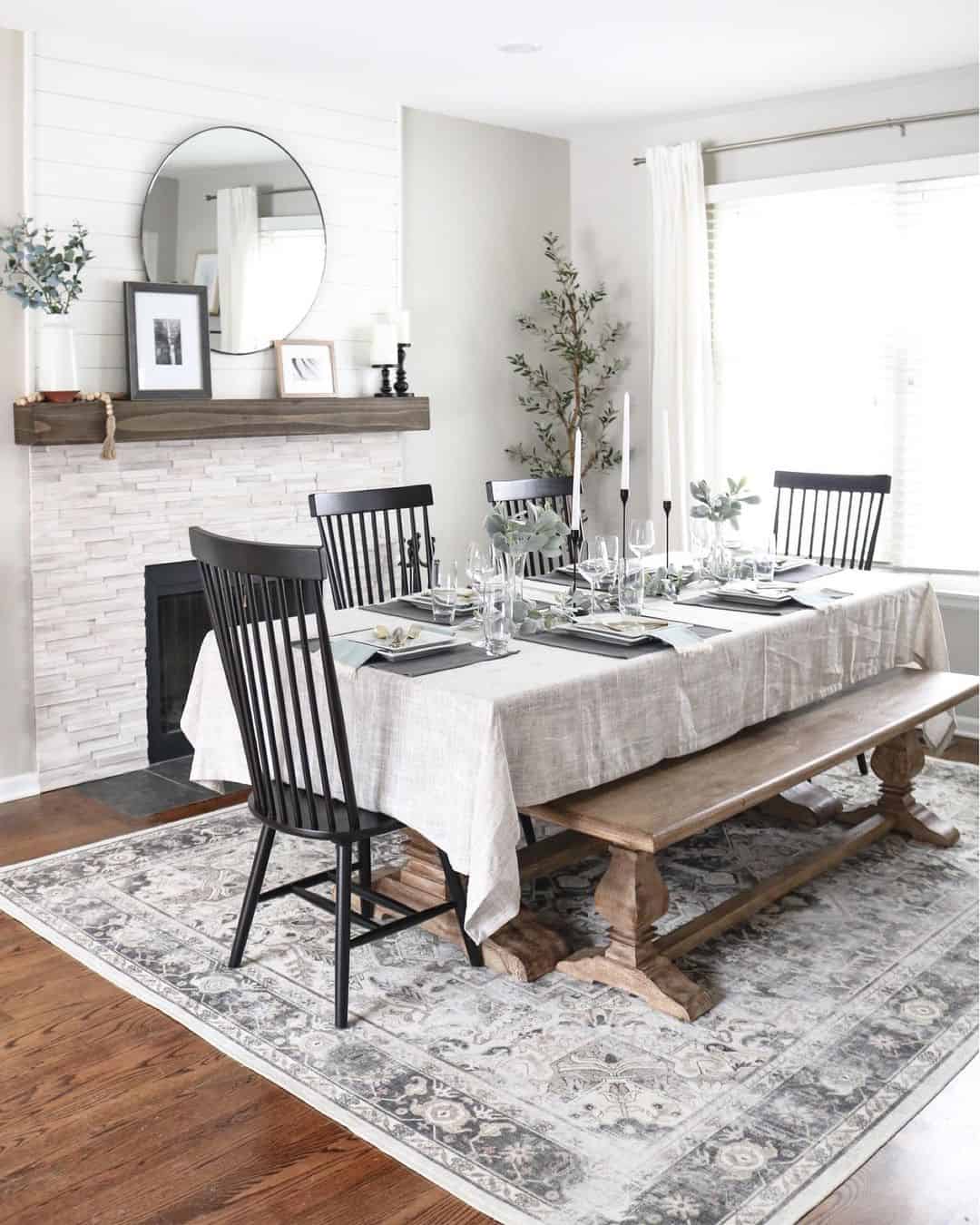 35 Exquisite Dining Bench Ideas for Extra Seating