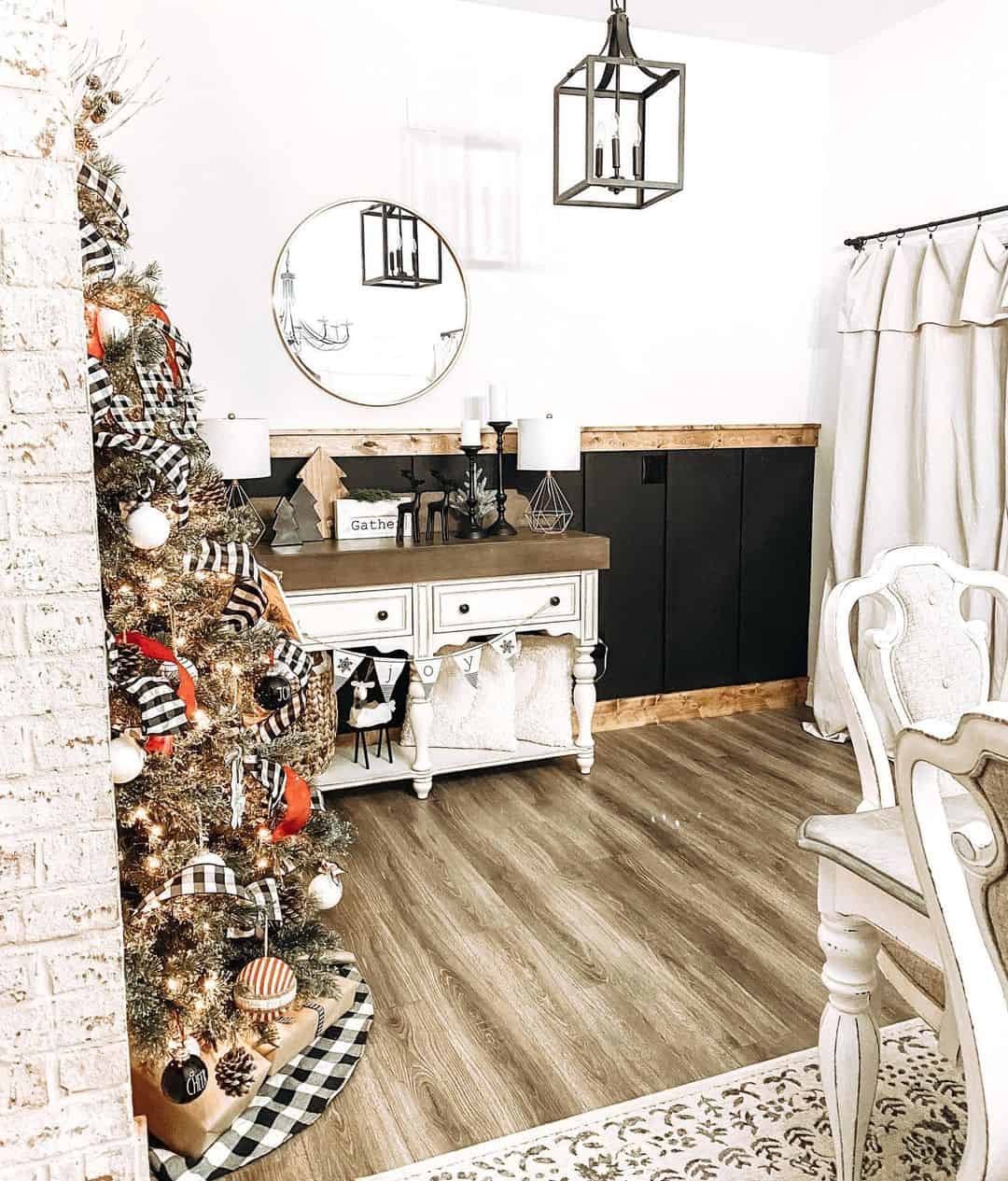 30 Farmhouse Half Wall Paneling Ideas to Enhance Your Home