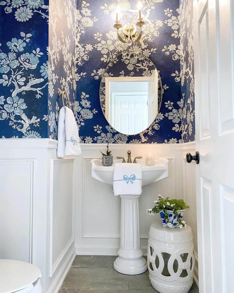 34 Fresh Powder Room Wallpaper Ideas to Transform your Space