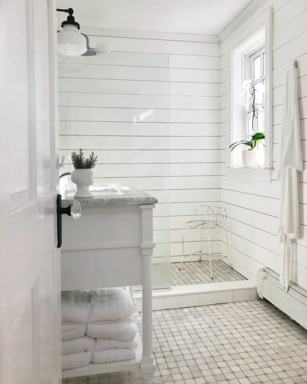 Farmhouse Shiplap Shower - Soul & Lane