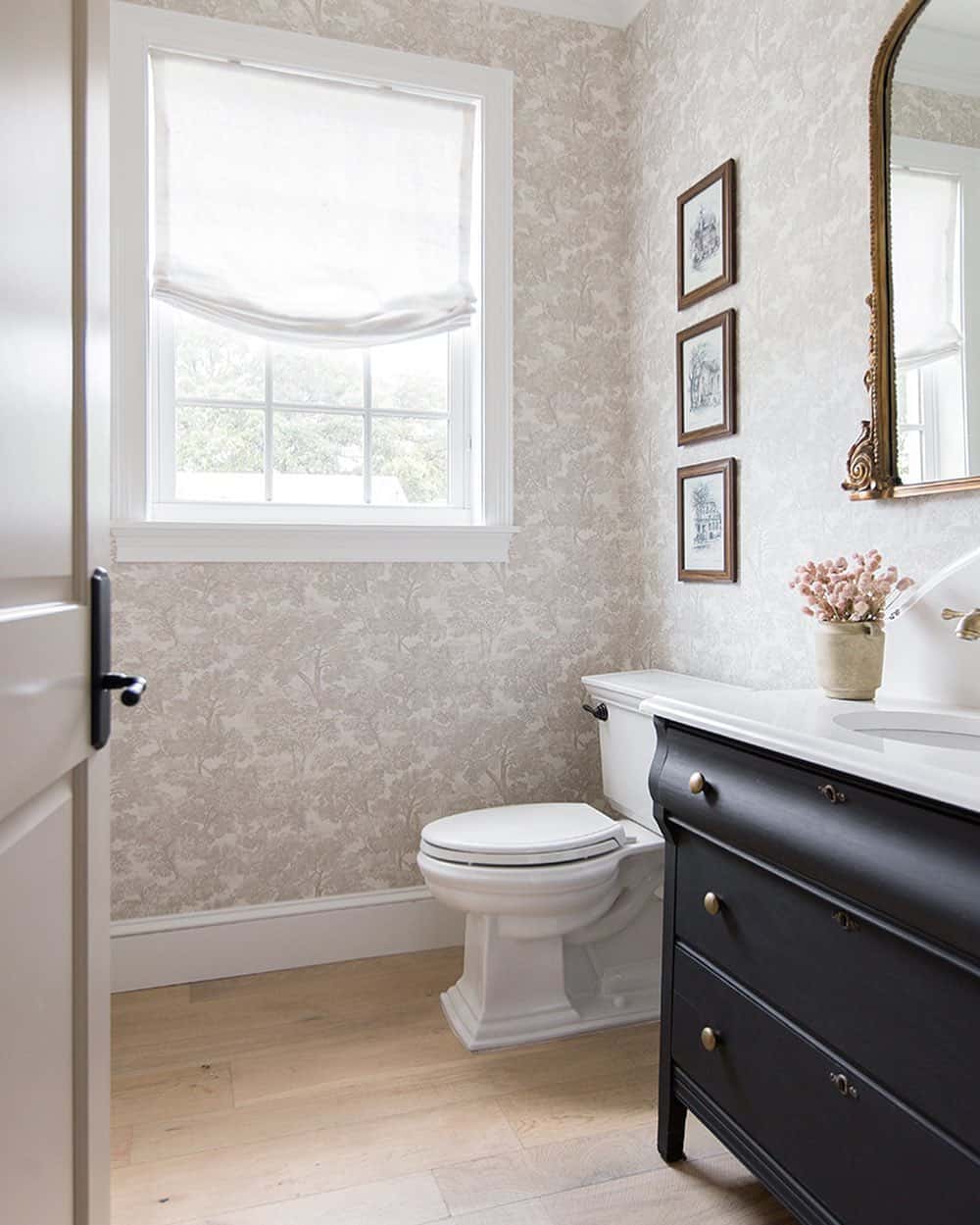 Gray And White Modern Wallpaper - Soul & Lane