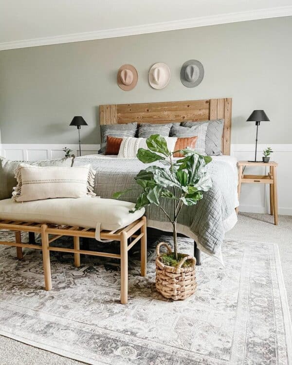 38 Stunning Chair Rail Ideas for a Beautiful Farmhouse Style