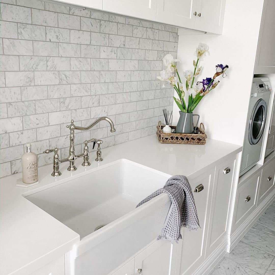 34 Stunning Laundry Room Tile Ideas for Your Next Renovation
