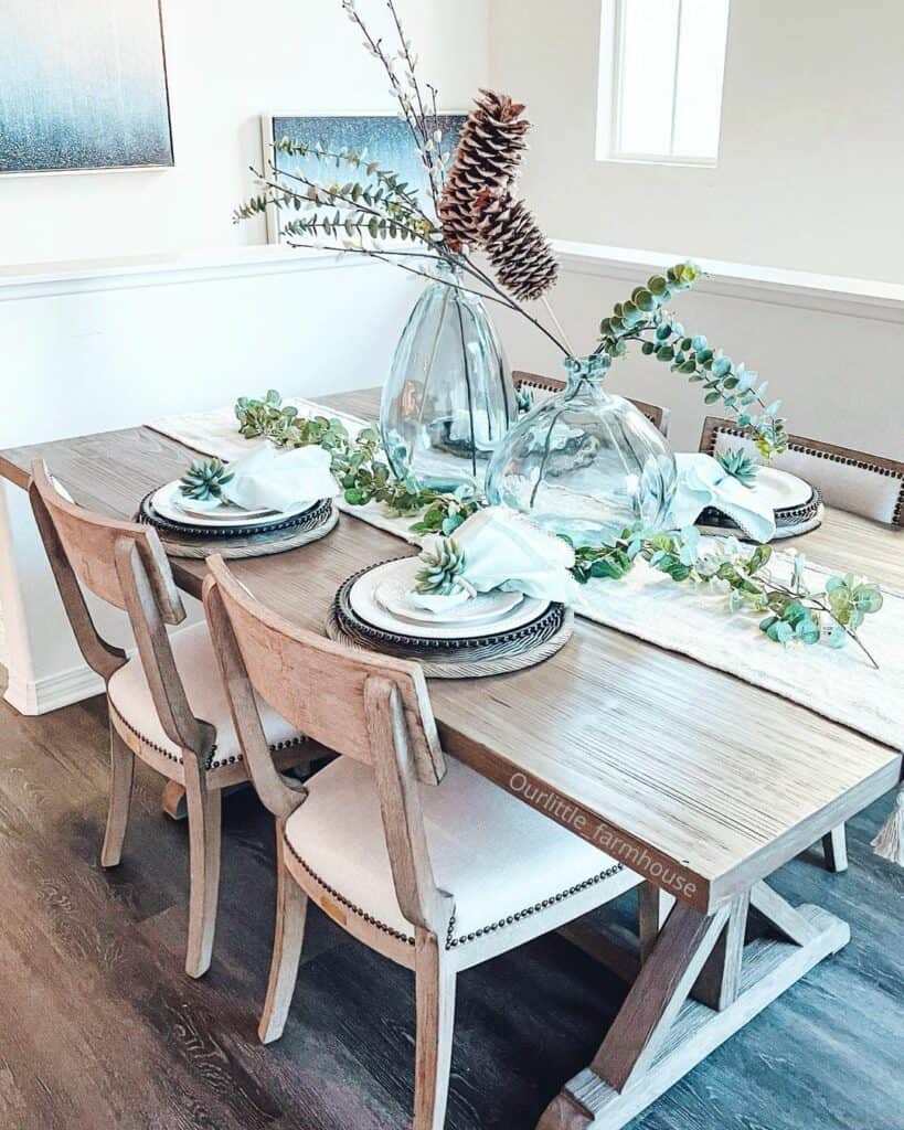 17 Blue Centerpieces to Mix Up Your Next Tablescape