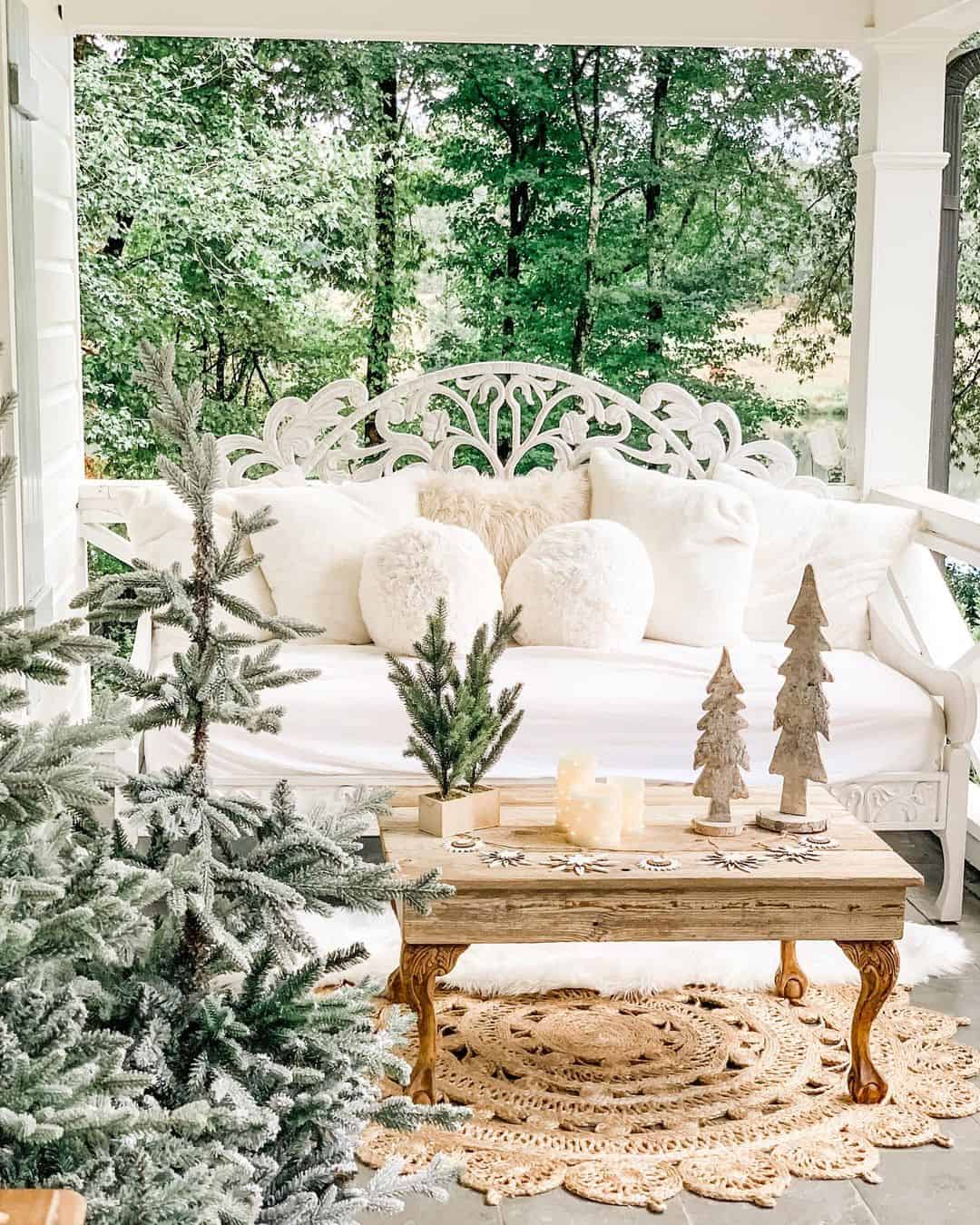 35 Winter Wonderland Decoration Styles to Try in Your Home