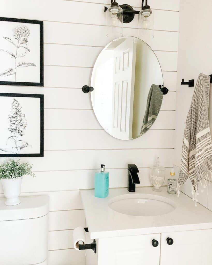 34 Stunning Ideas For Adding a Shiplap Bathroom In Your Reno