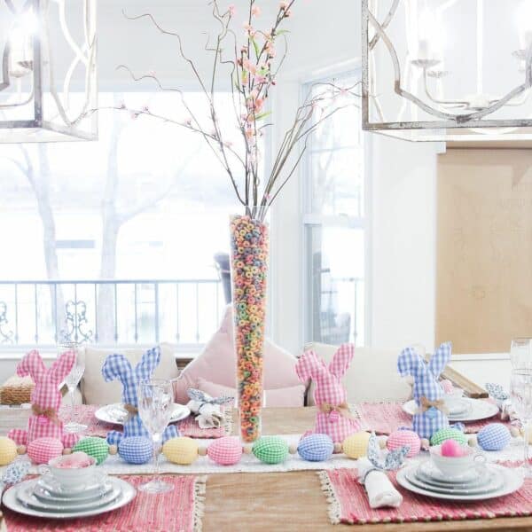 35 Exquisite Easter Centerpieces That Shout, “It’s Spring!”