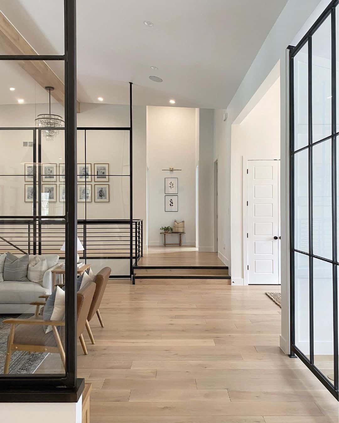 33 Recessed Hallway Lighting That Streamlines Narrow Spaces