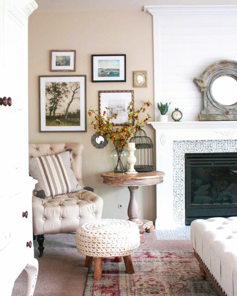 32 Astonishing Ideas for Creating an Eclectic Gallery Wall