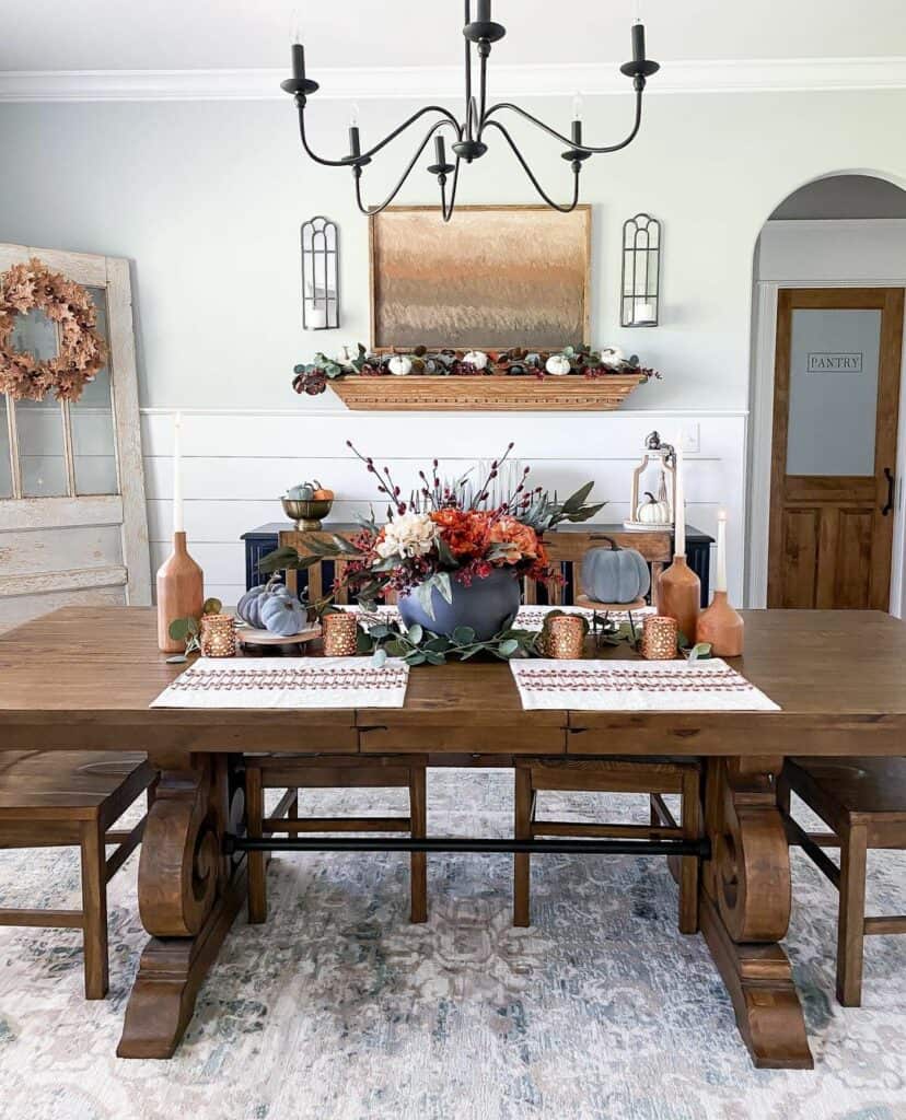 17 Blue Centerpieces to Mix Up Your Next Tablescape