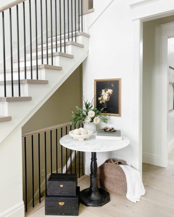 21 Round Entry Table Ideas For That Perfect First Impression