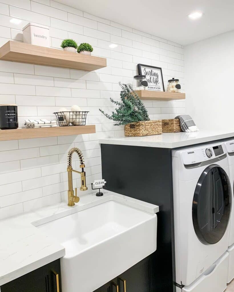 34 Stunning Laundry Room Tile Ideas for Your Next Renovation
