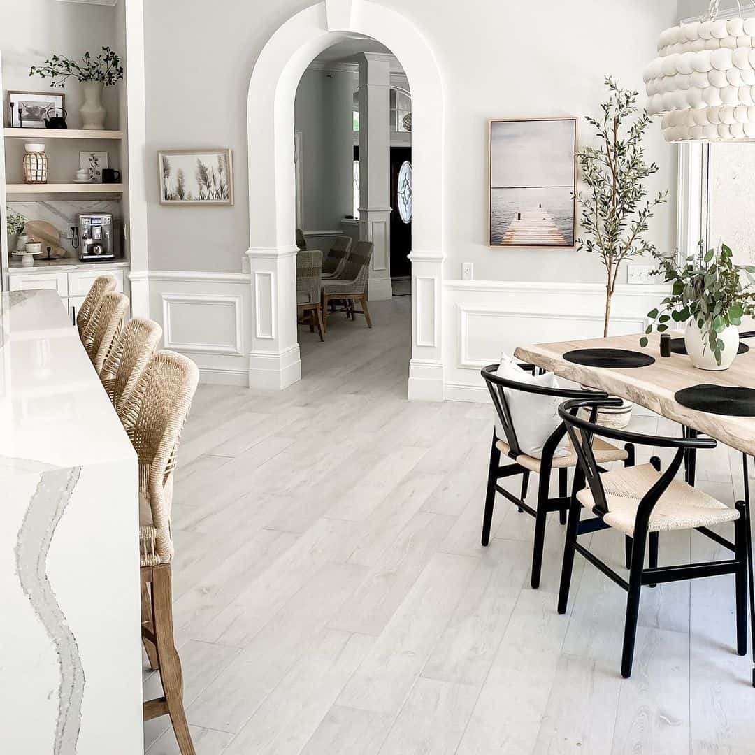 38 Stunning Chair Rail Ideas for a Beautiful Farmhouse Style