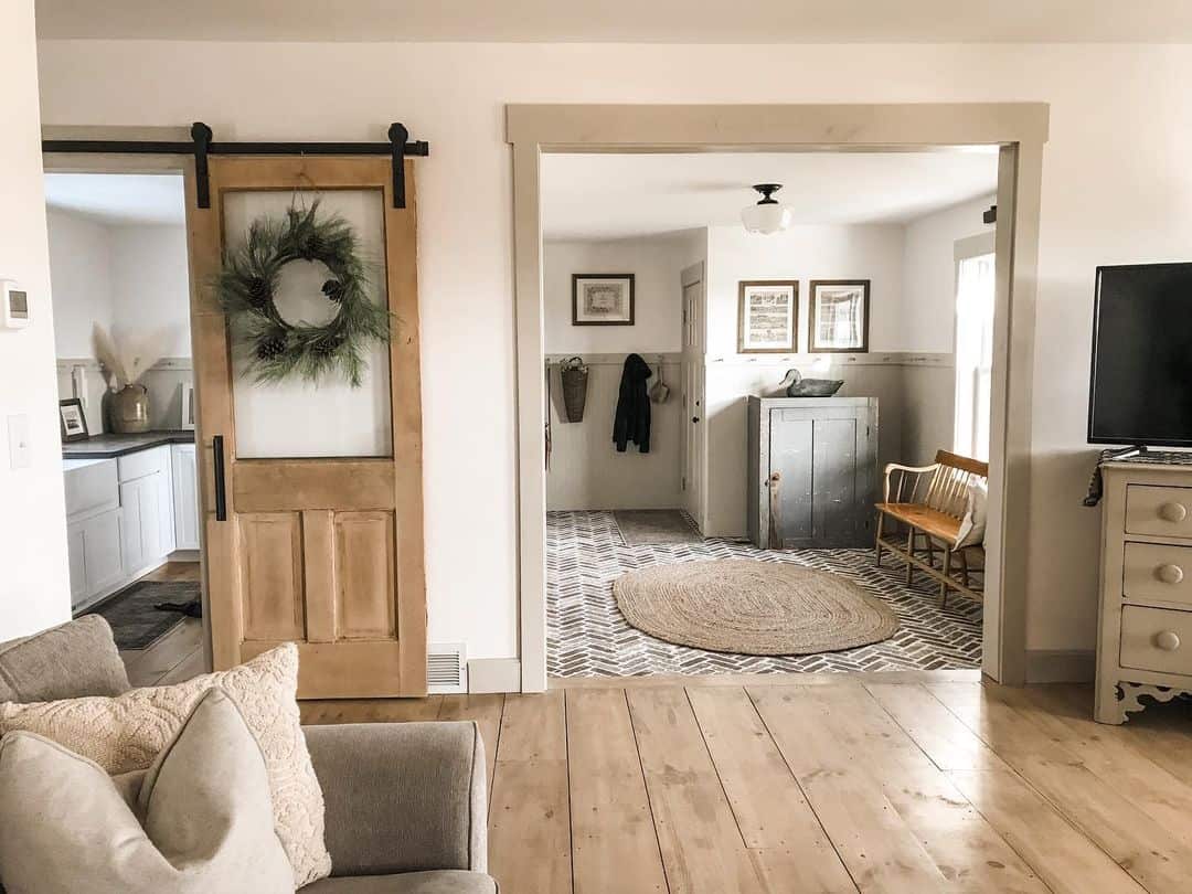 32 Winter Door Decorations to Make a Superb Entrance