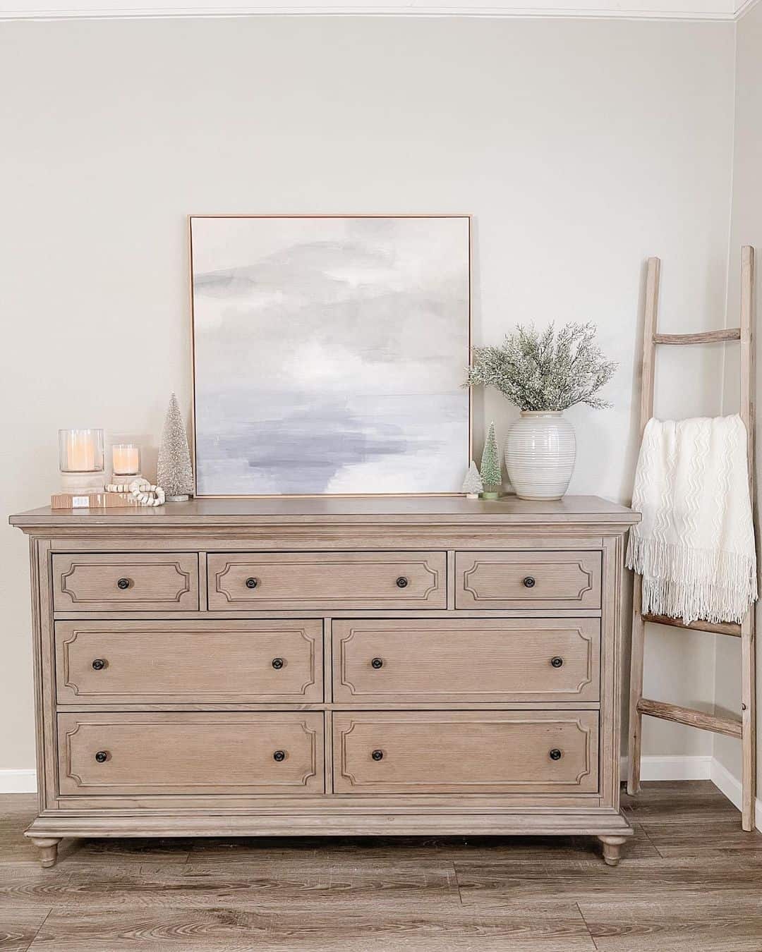 35 Dresser Decor Ideas To Write Down Right Now