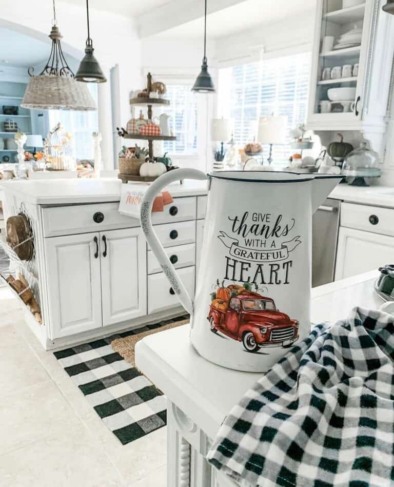 15 Buffalo Plaid Kitchen Décor Ideas To Highlight Your Style