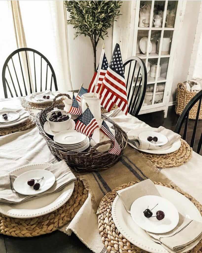34 Vibrant Ideas for 4th of July Table Decorations
