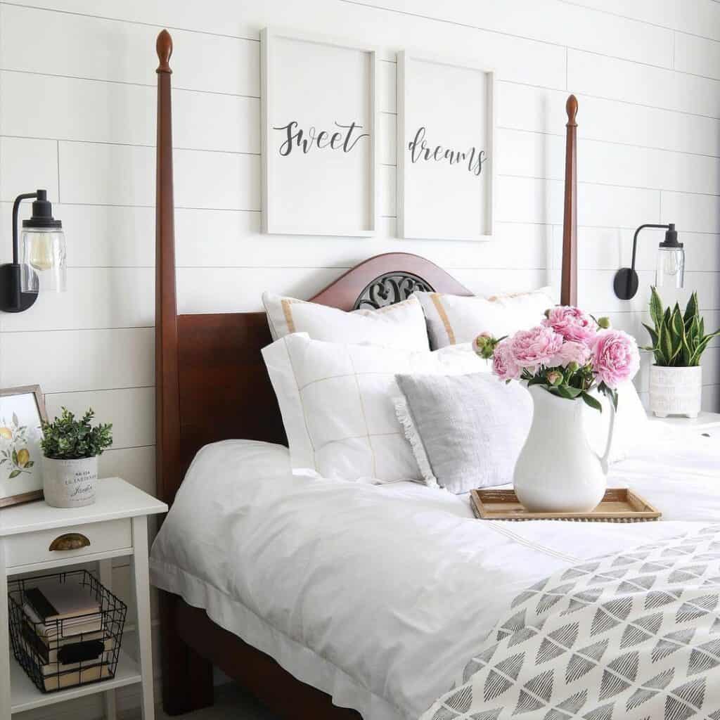 31 Bedroom Ideas for Women that are Comfy, Cozy, and Chic