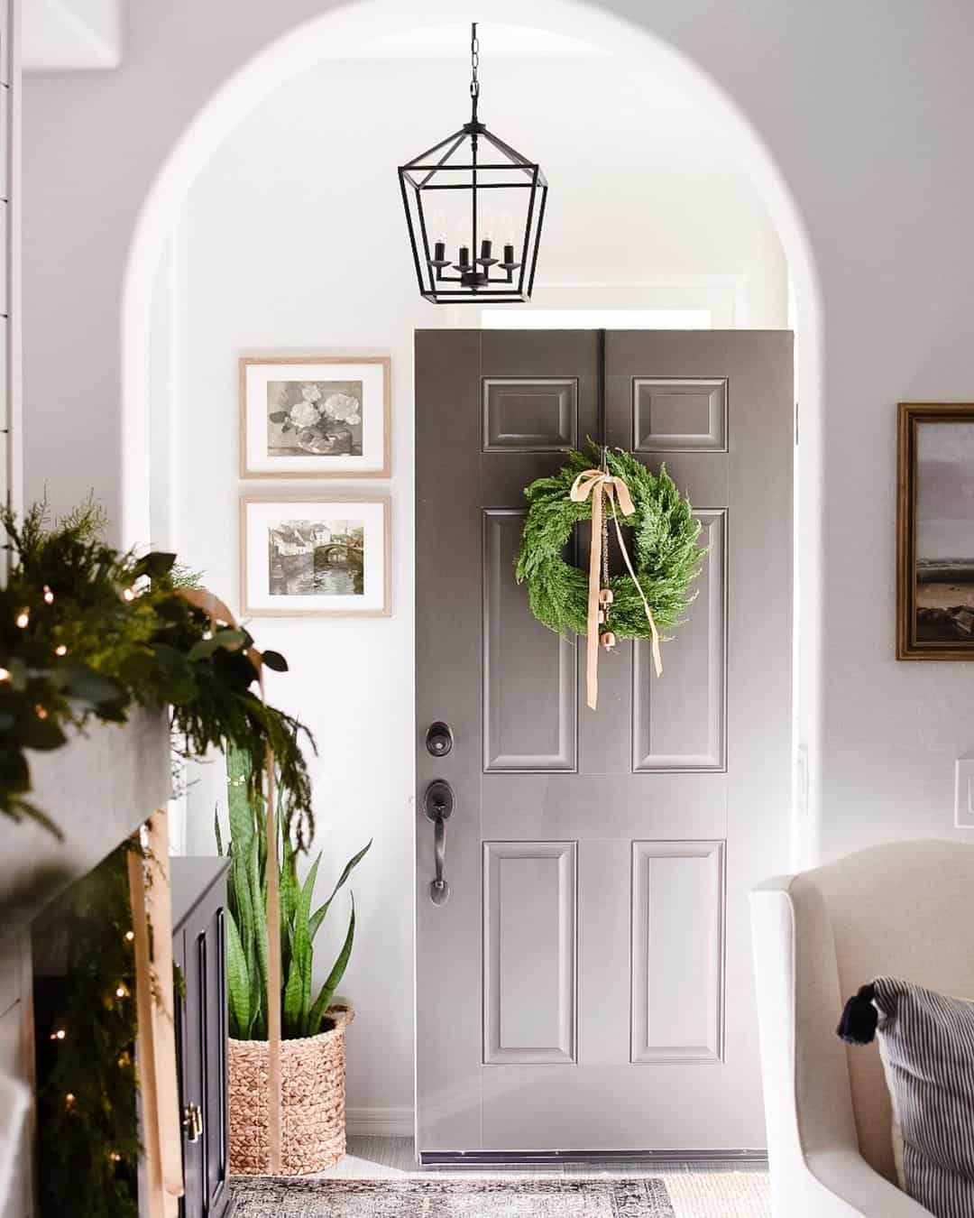 30 Small Entryway Lighting Ideas to Brighten Your Home
