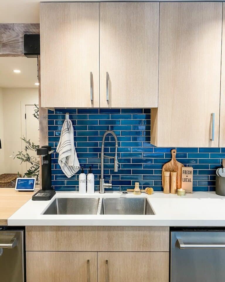 12 Creative Ways to Use Blue Tile in Your Space