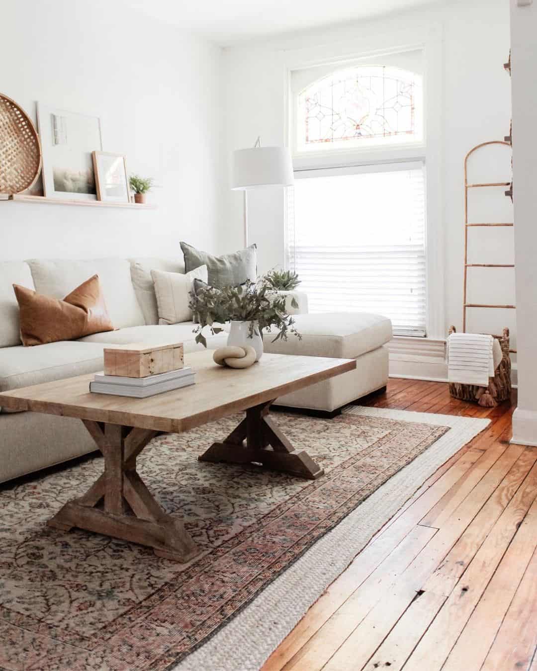 34 Noteworthy Wood Flooring Ideas for Living Rooms