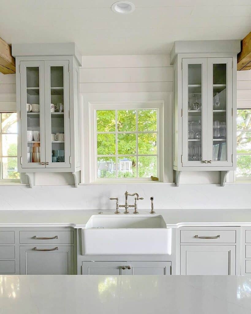 Farmhouse Sink Beneath Kitchen Window - Soul & Lane