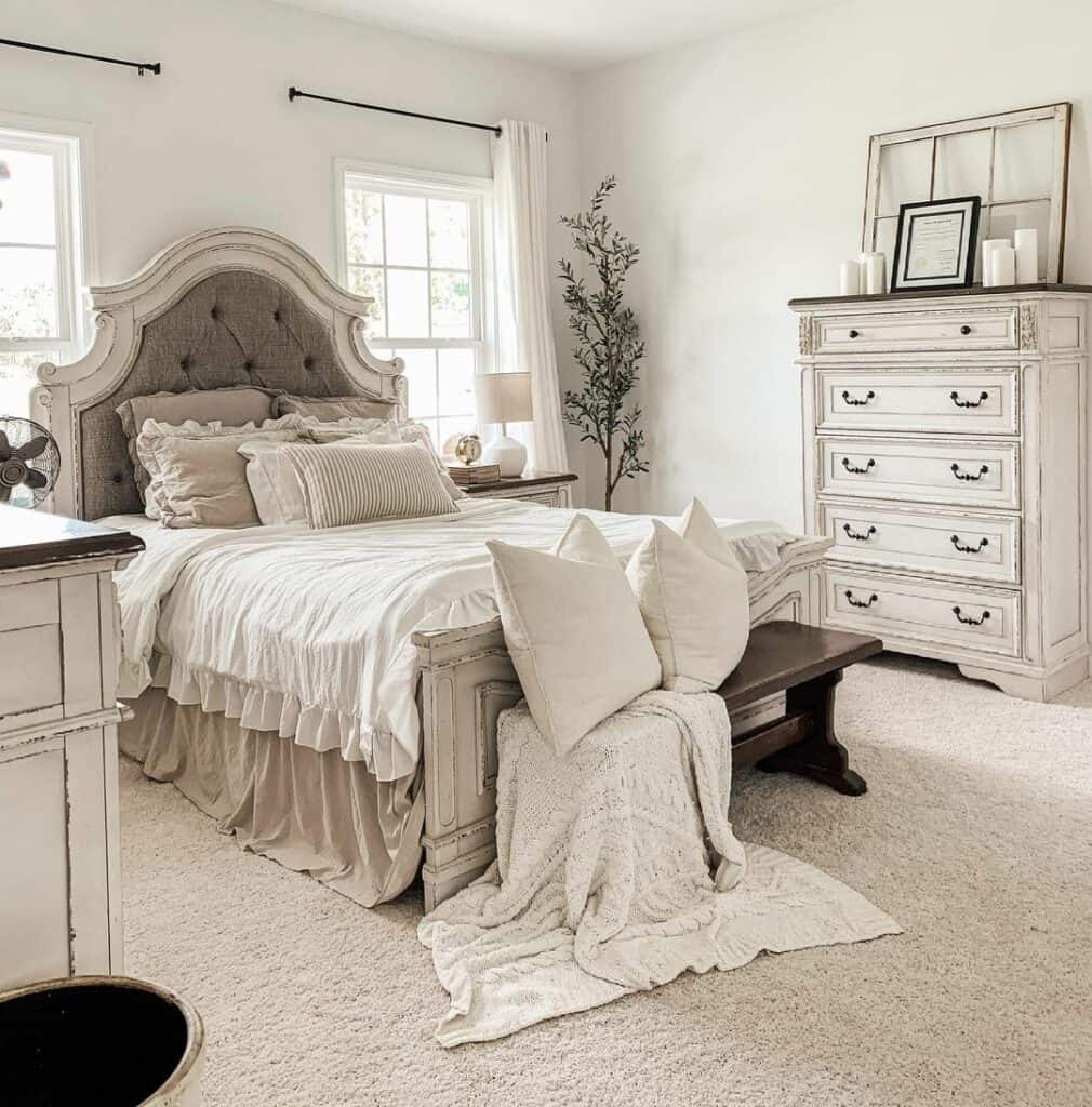 30 Delightful Bedroom Curtain Ideas To Transform Your Space