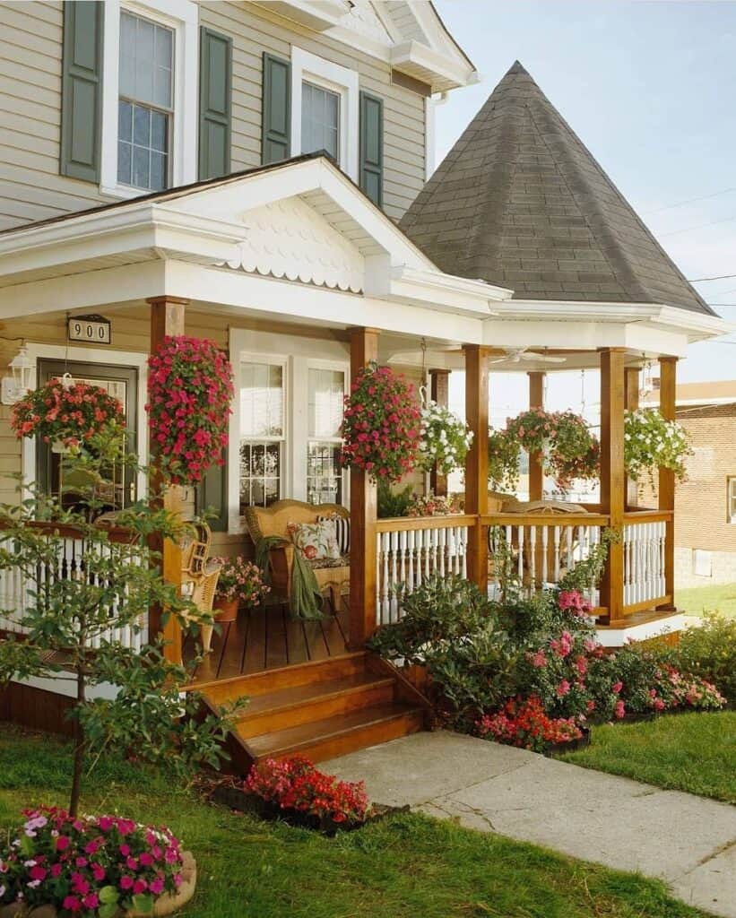 30 Front Step Ideas to Welcome Guests and Boost Curb Appeal