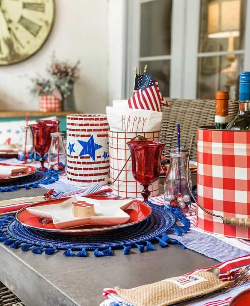 34 Vibrant Ideas for 4th of July Table Decorations