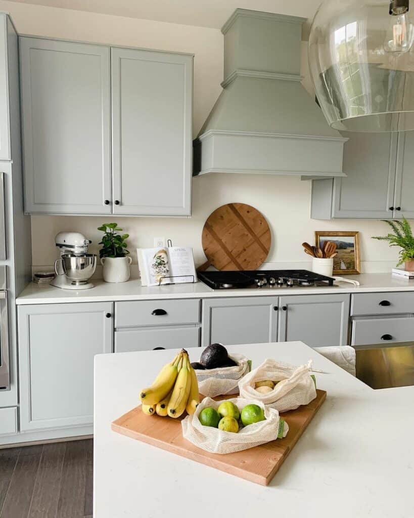 34 Full Overlay Cabinets for Your Next Home Renovation