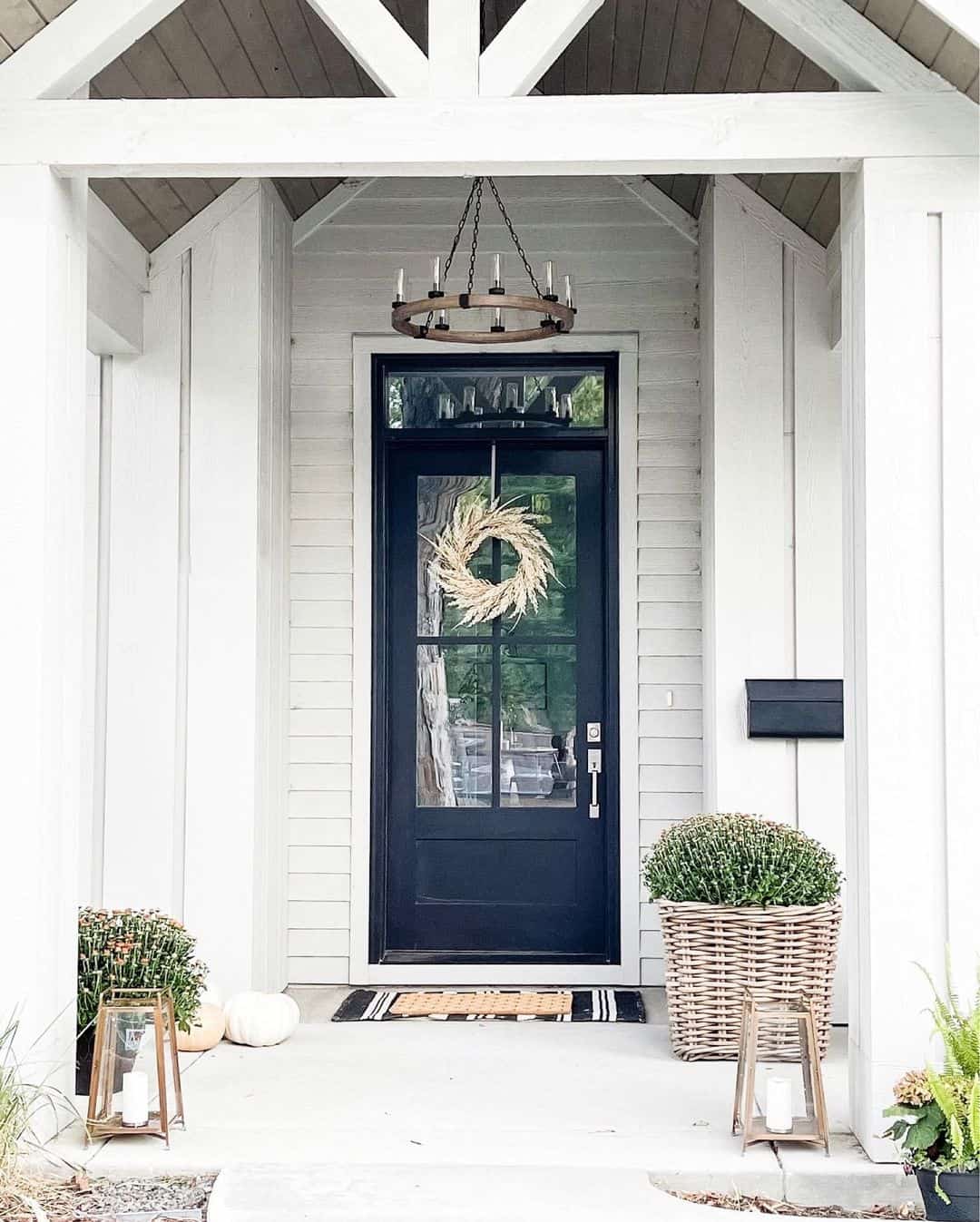22 Modern Front Porch Ideas for a Stunning Welcome