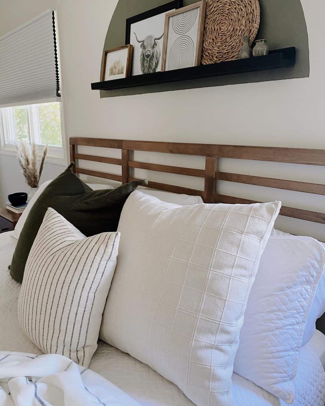 35 Picture Ledge Ideas to Put Your Wall in Focus