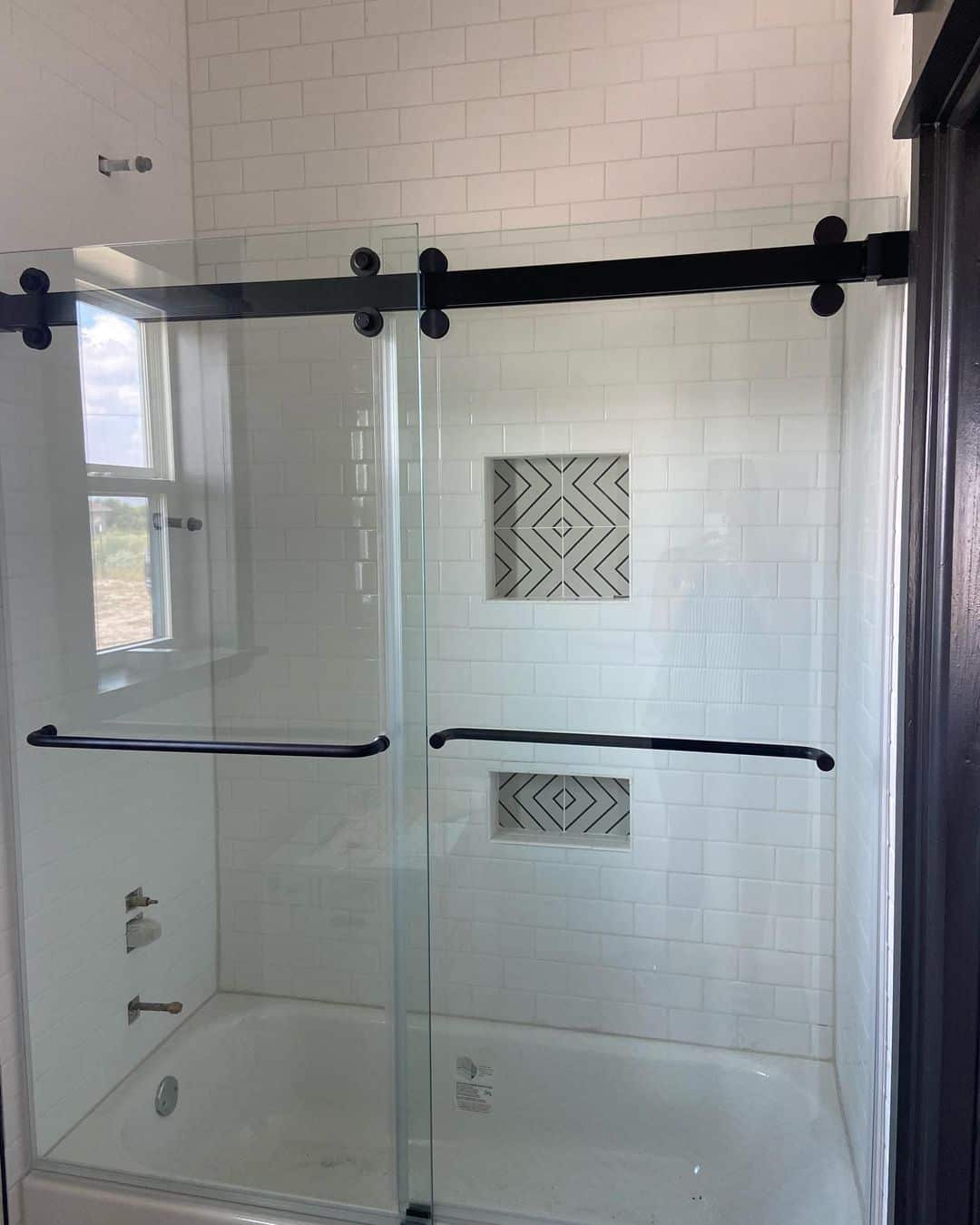 21 Shower Door Ideas To Transform Your Bathroom