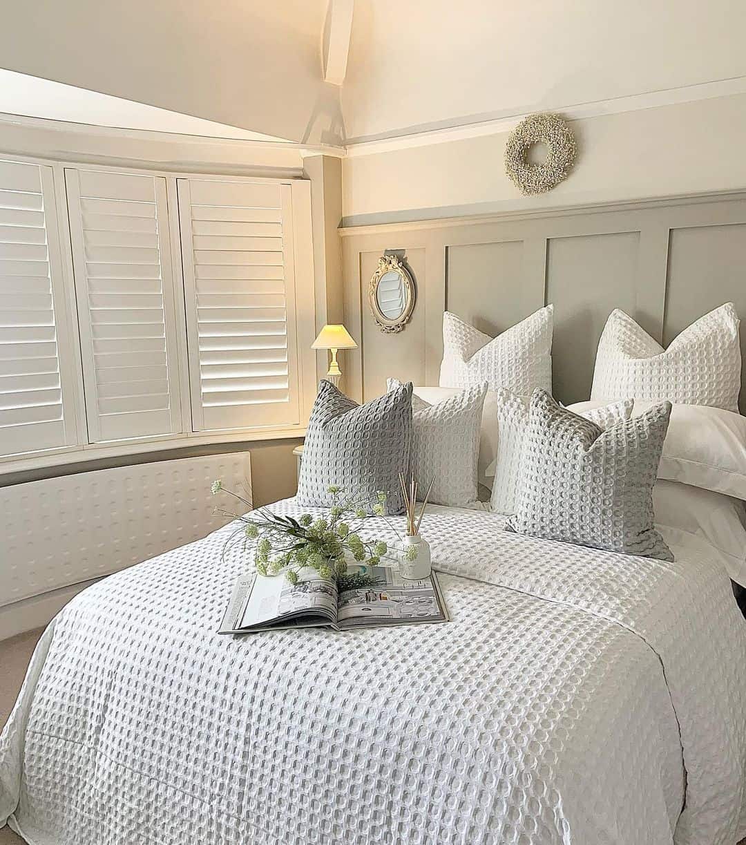 Sophisticated Bedroom with Waffle Weave Linens - Soul & Lane