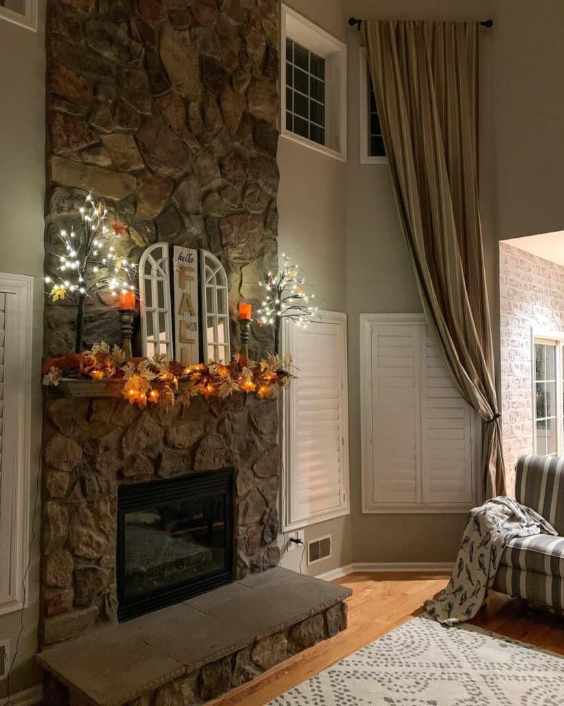 35 Fall Fireplace Décor Ideas to Welcome the Season