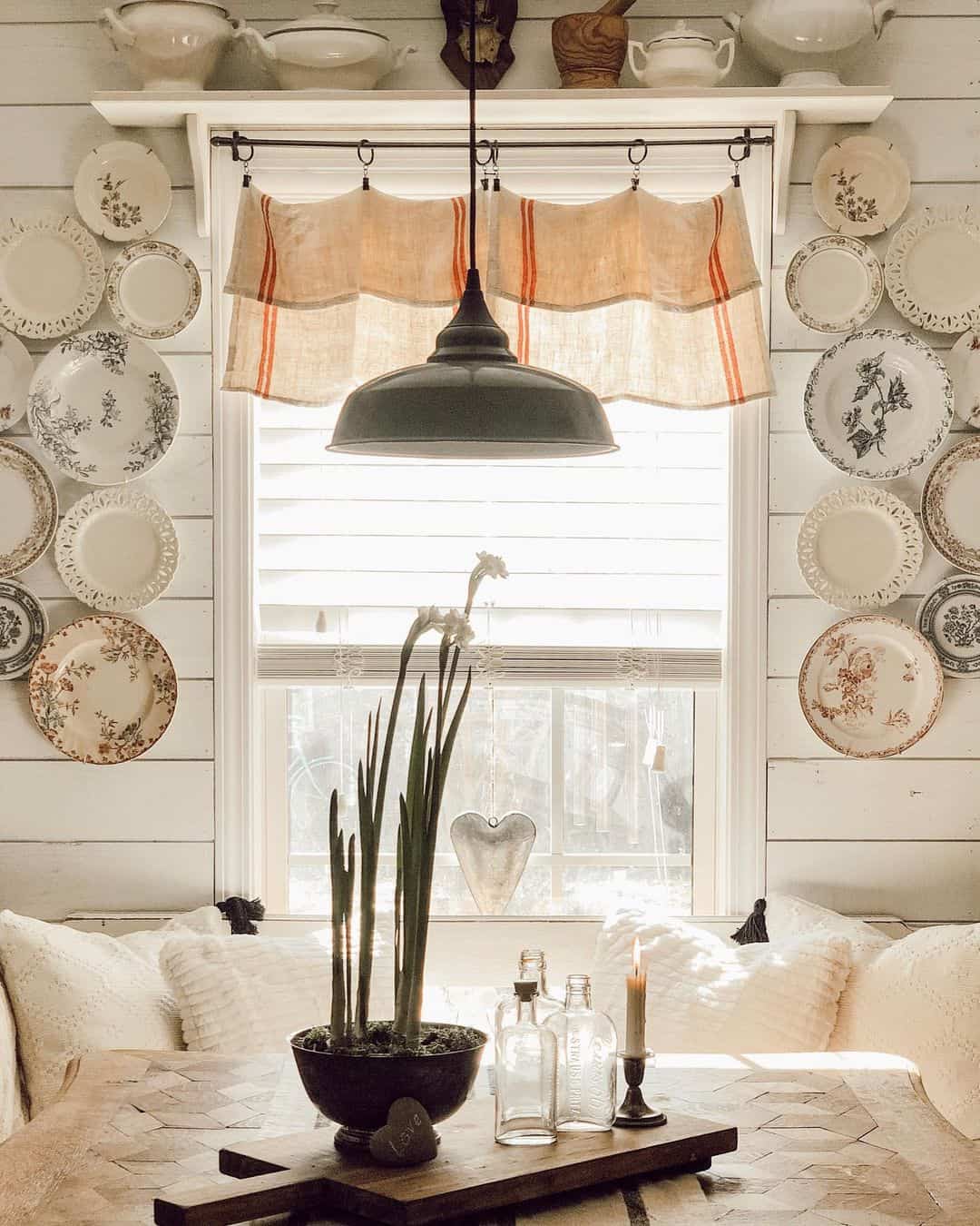 19 Versatile Window Valance Ideas To Add Some Extra Charm to Any Room
