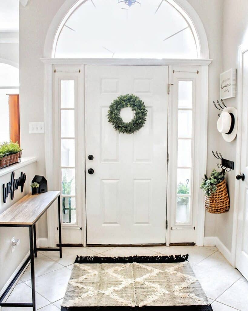 33 Farmhouse Doors to Make an Entrance