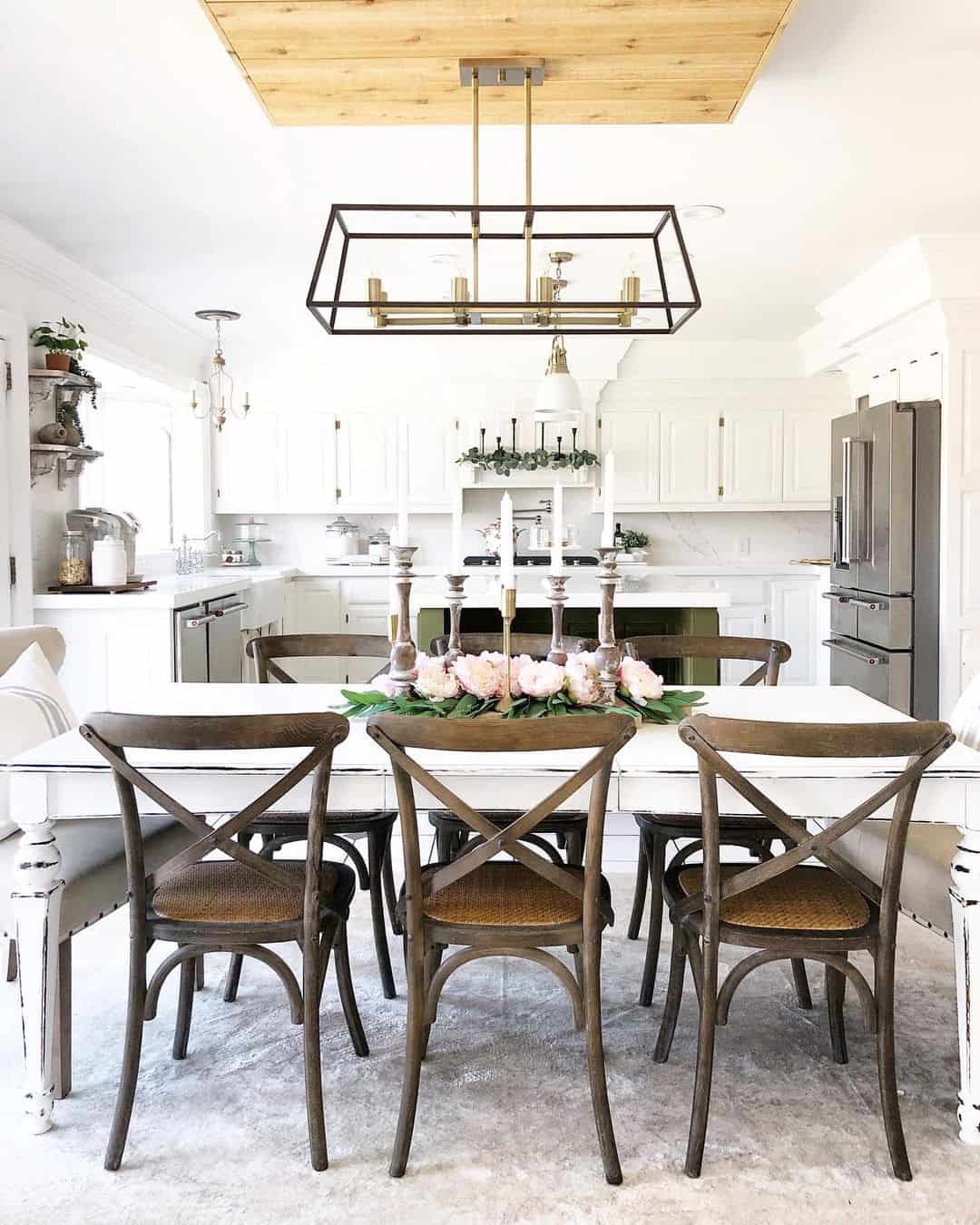 28 White Farmhouse Table Ideas That Will Amaze You