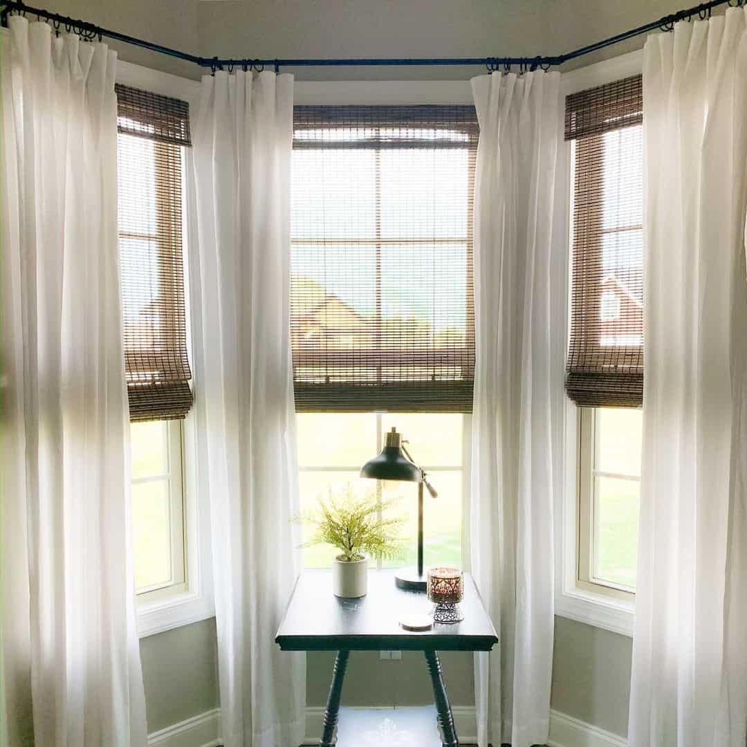 12 Bay Window Curtain Ideas to Show Off Your View