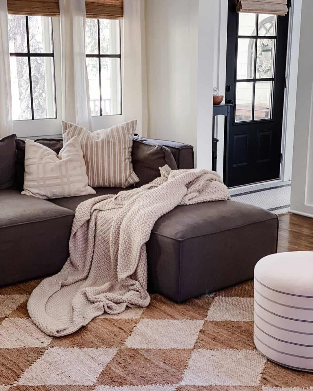 34 Stylish Dark Grey Couch Living Room Ideas