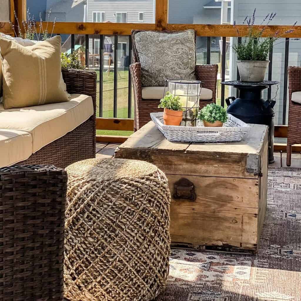 Farmhouse Screened-in Deck - Soul & Lane