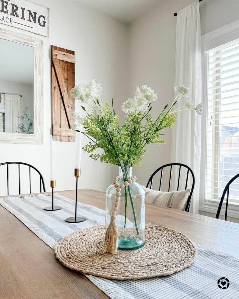 31 Tricks for Incorporating Farmhouse Dining Table Décor