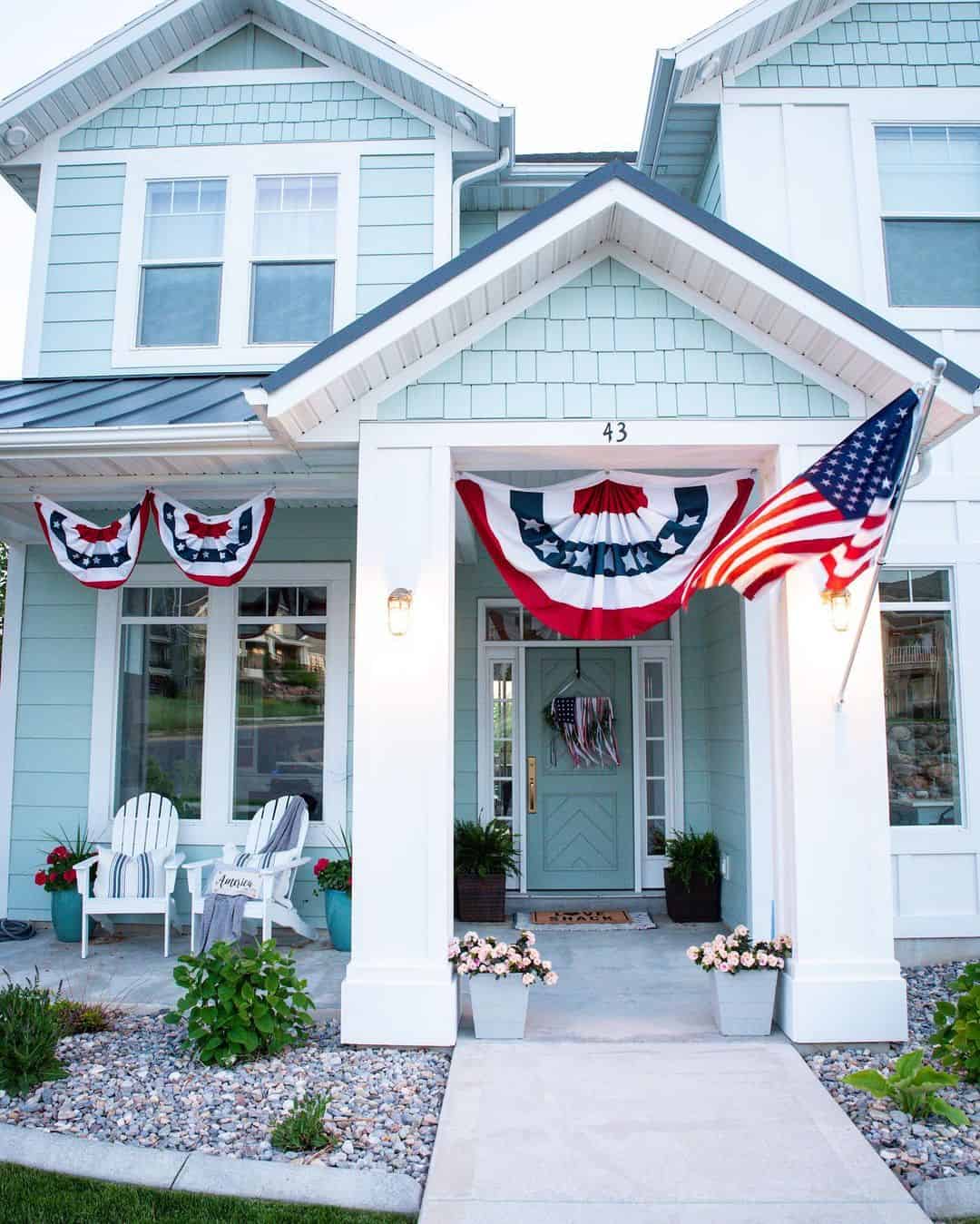 30 Memorial Day Decorations for a Patriotic Farmhouse Appeal